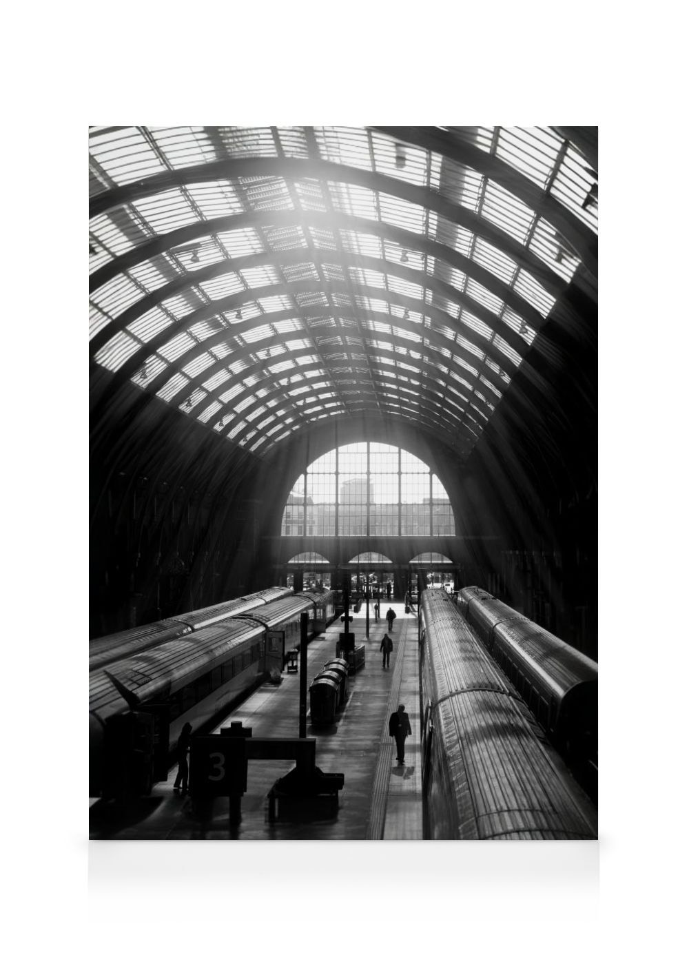King’s Cross canvas met zwart-wit stadsbeeld | Poster Store NL