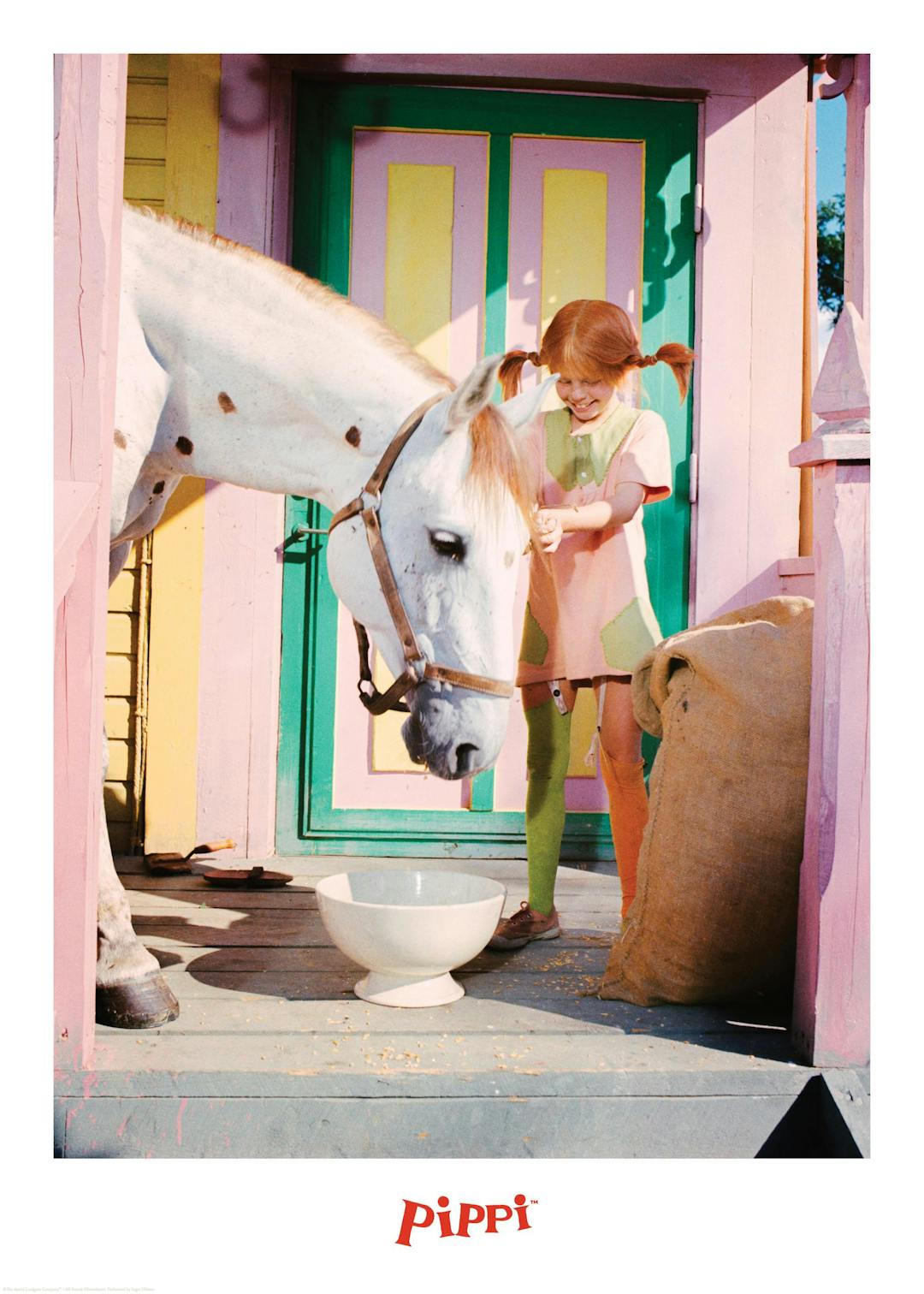 Pippi Långstrump på hästen nostalgisk fotoposter | Poster Store SE